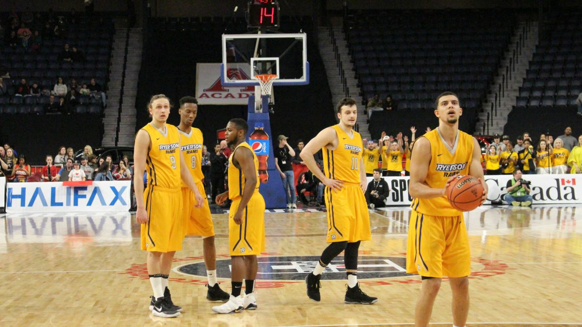Ryerson men’s basketball stuns Carleton, advance to national finals ...