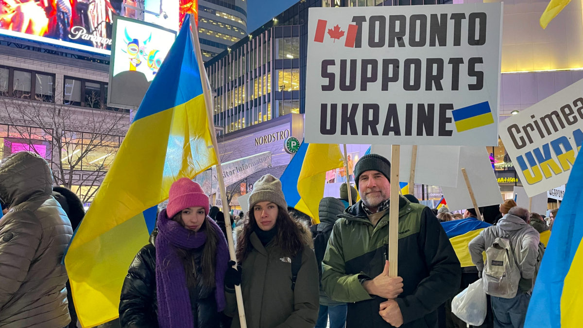 Toronto community marches in solidarity with Ukraine – The Eyeopener