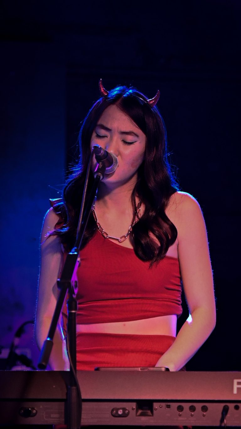 Shake the Drake: TMU singer makes her Toronto concert Debut at the ...