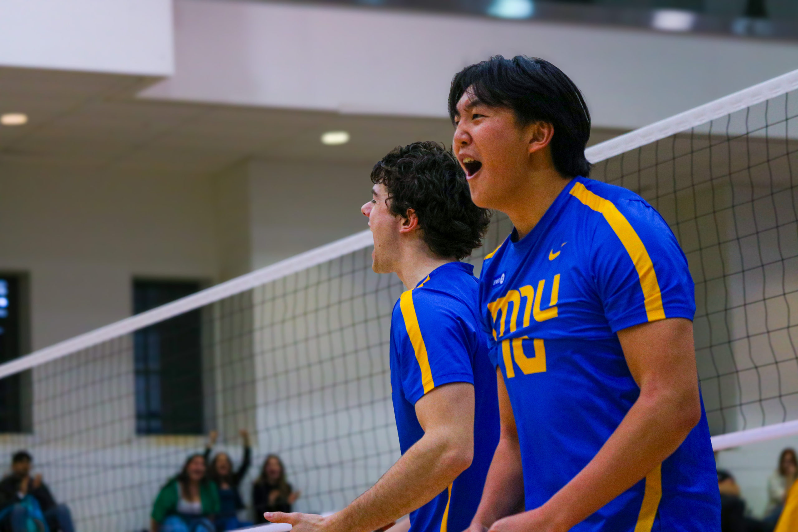 Bold fly higher than Warriors in five-set thriller – The Eyeopener